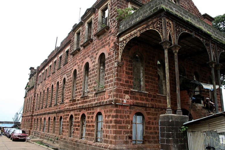 Old Fourah Bay College - Sierra Leone Travel and Tourism Operator - VSL ...